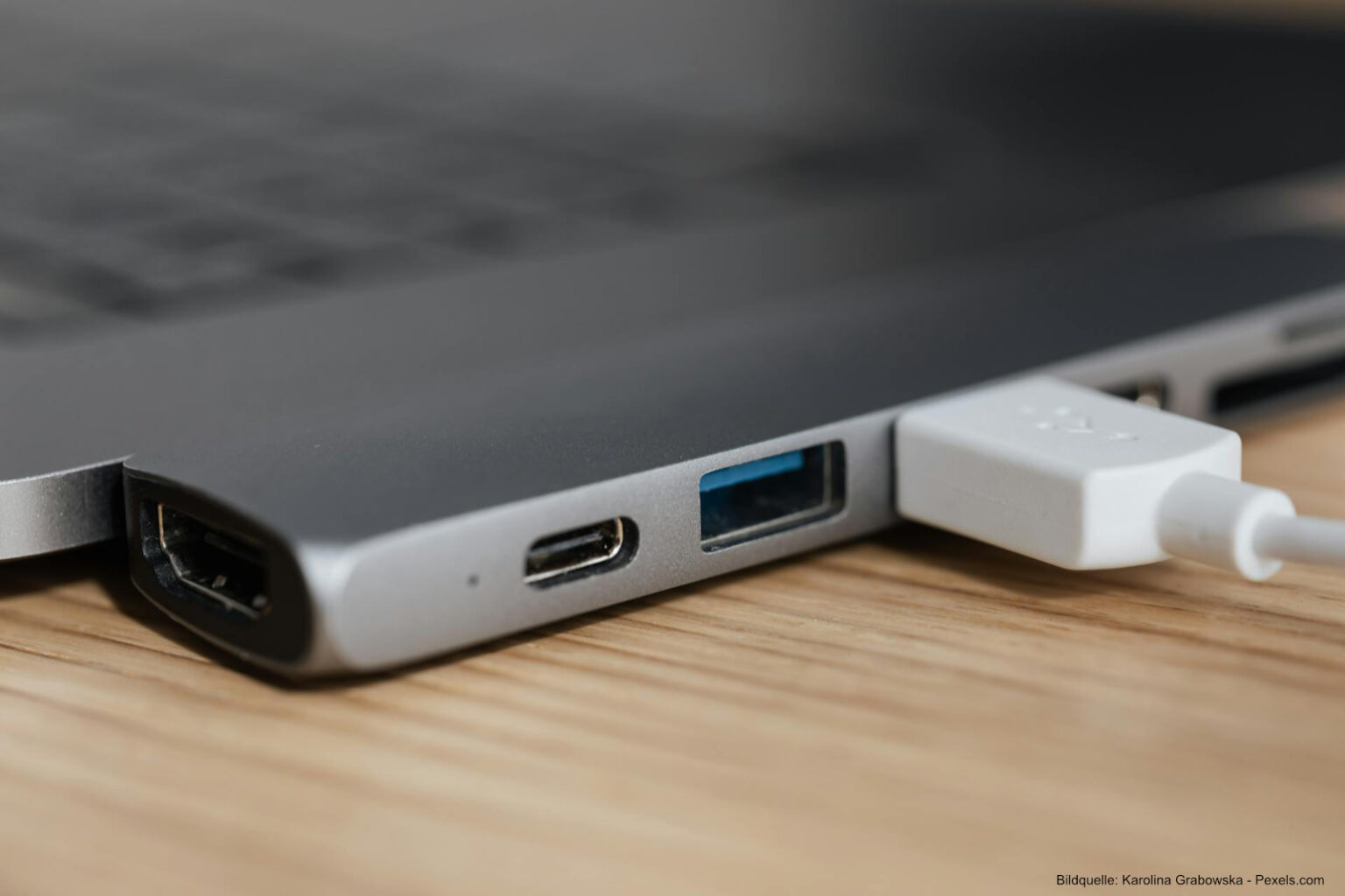 USB-Anschlüsse erklärt: Die wichtigsten Typen & Unterschiede im ...